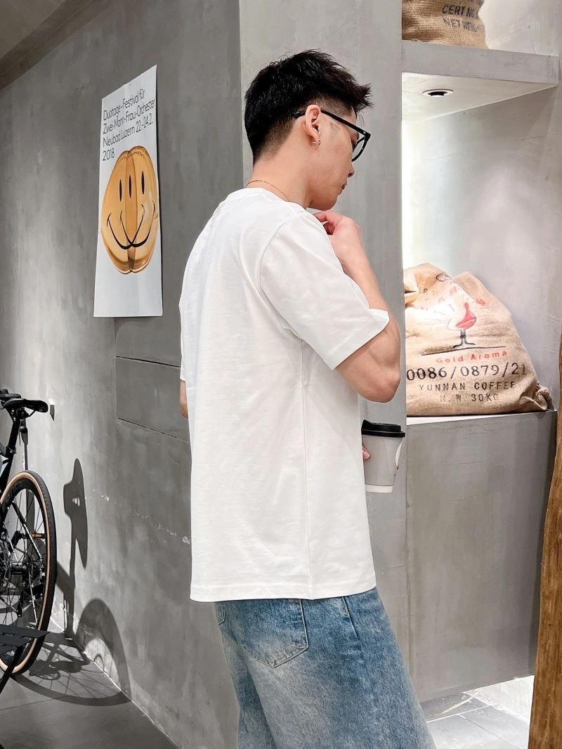 Inexpensive Burberry T-Shirts