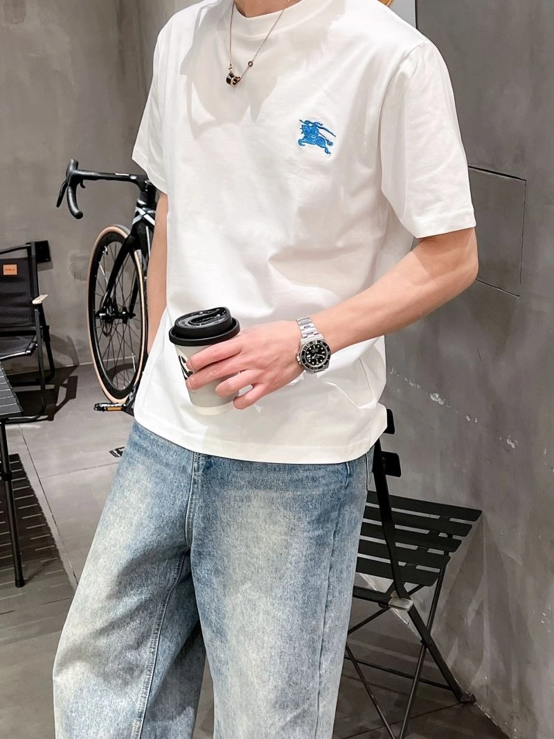 Inexpensive Burberry T-Shirts
