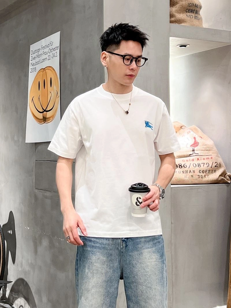 Inexpensive Burberry T-Shirts
