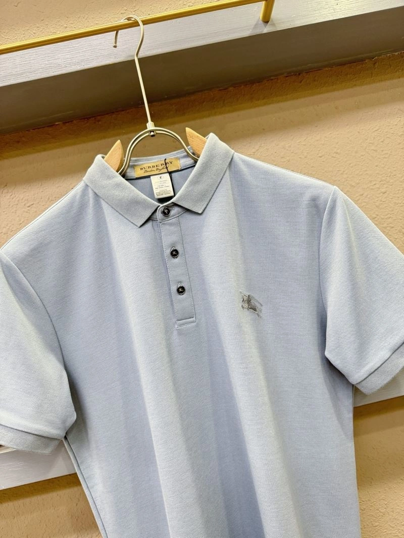Accurate model Burberry T-Shirts
