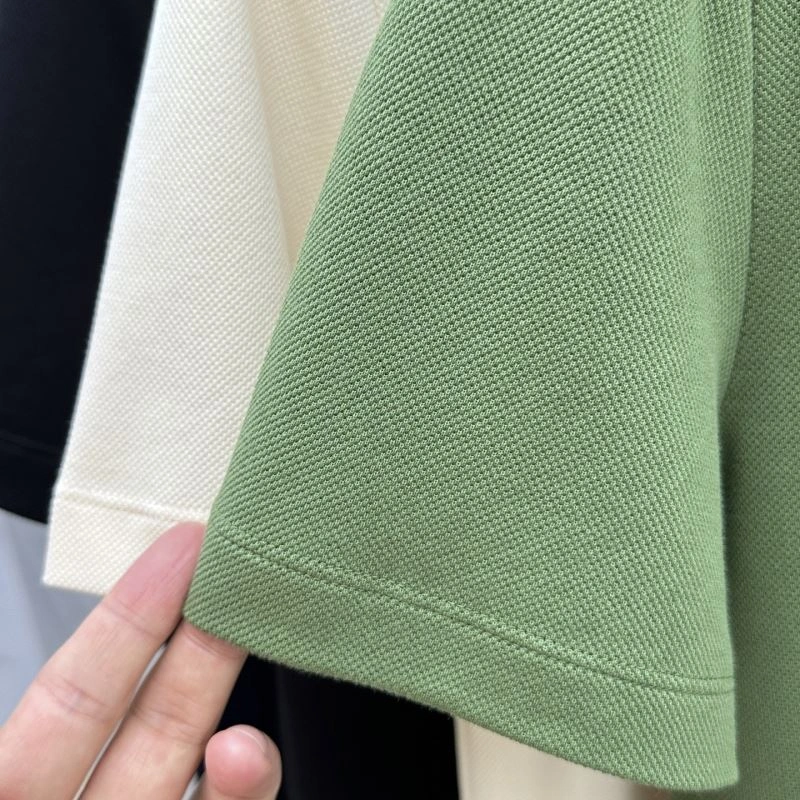 Accurate model Burberry T-Shirts