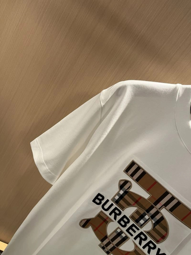 Top match Burberry T-Shirts