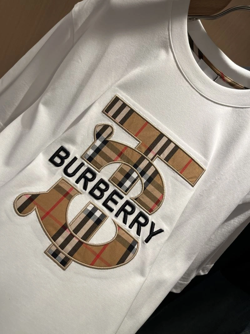 Top match Burberry T-Shirts