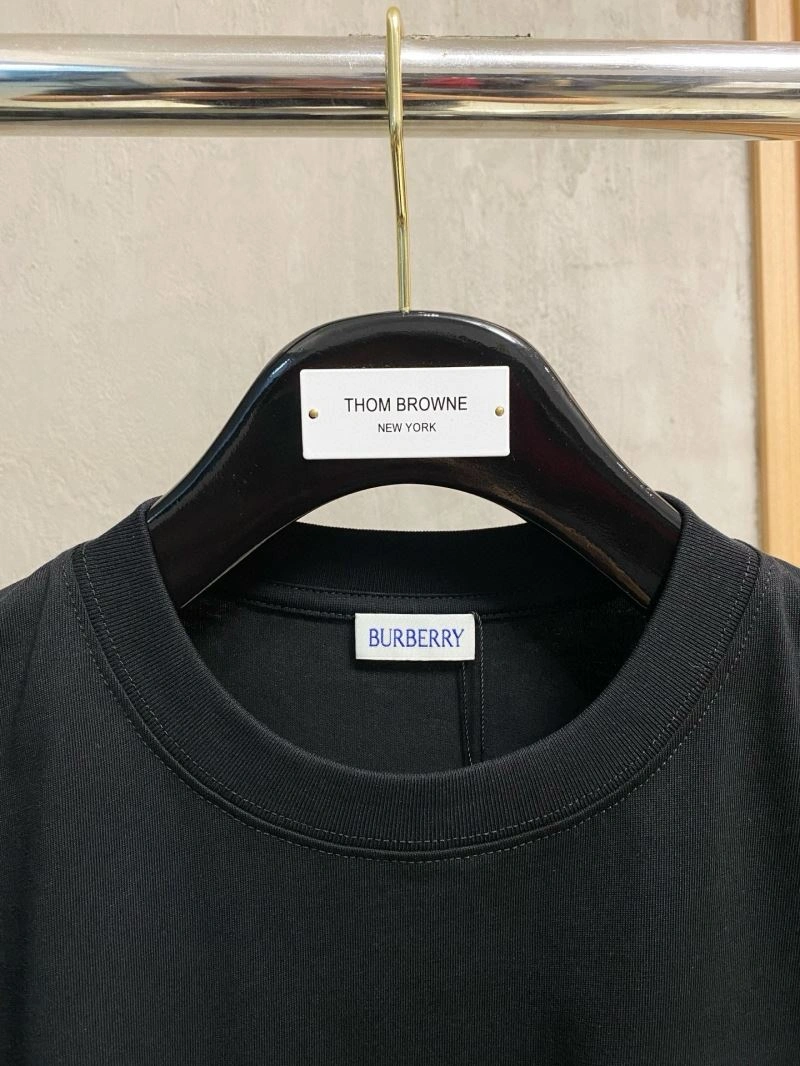Inexpensive Burberry T-Shirts