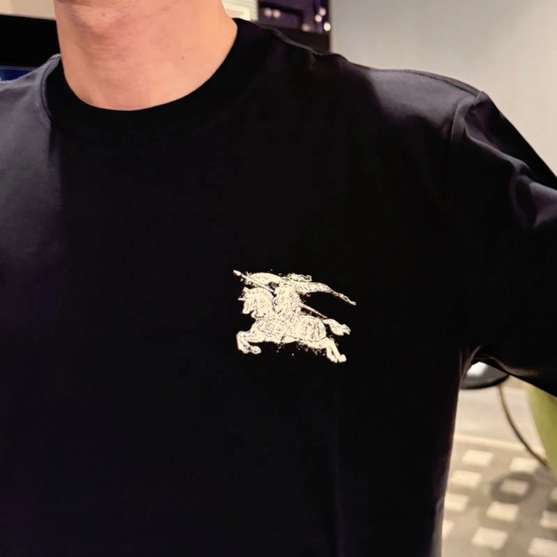 Indistinguishable Burberry T-Shirts