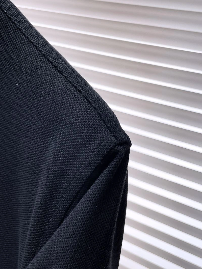 Low-cost Burberry T-Shirts