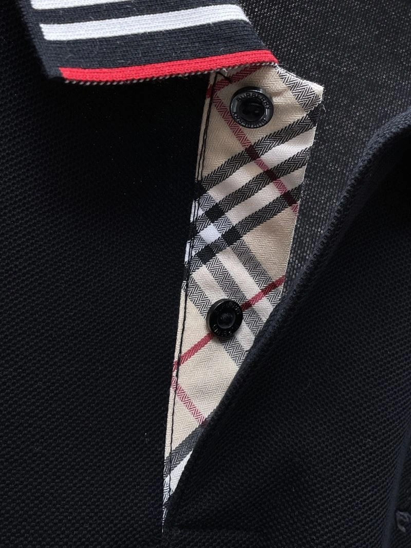 Low-cost Burberry T-Shirts