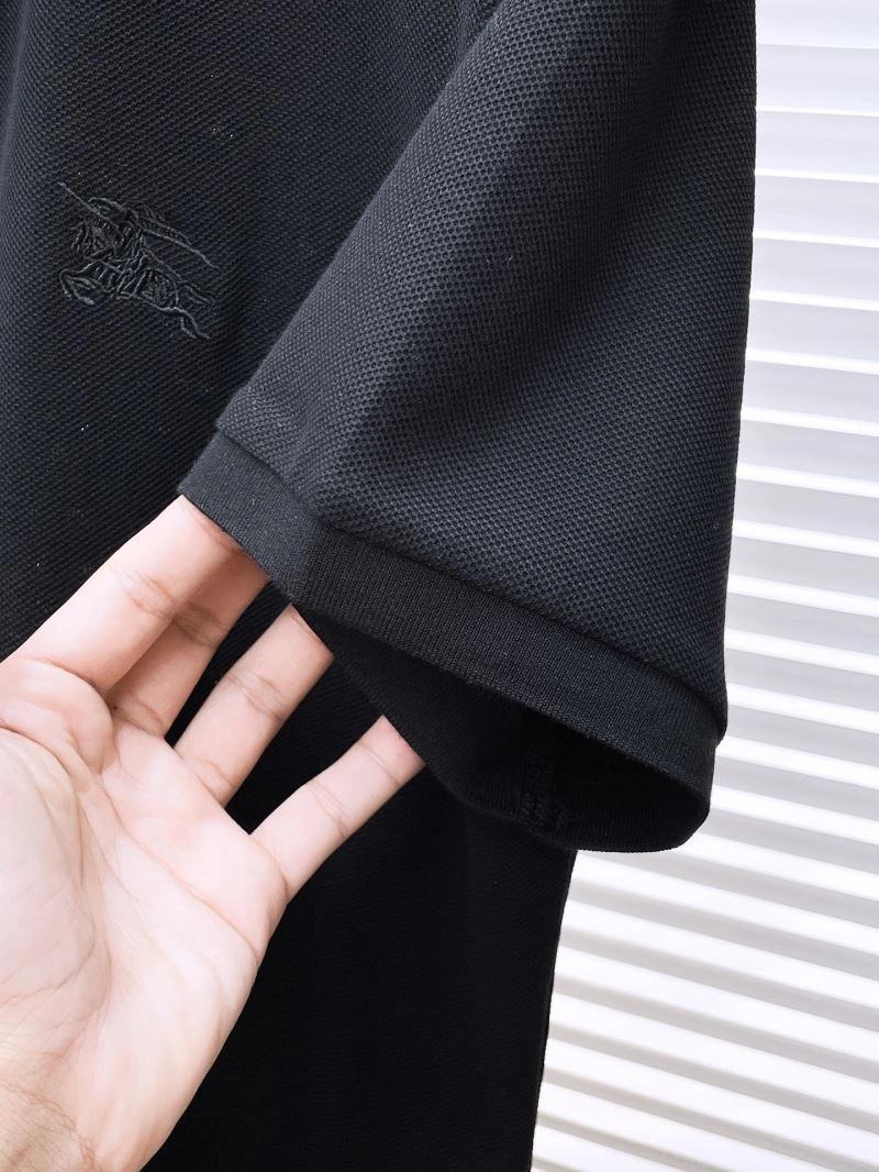 Low-cost Burberry T-Shirts