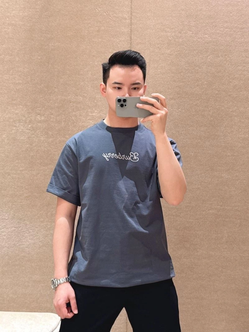 High fidelity Burberry T-Shirts