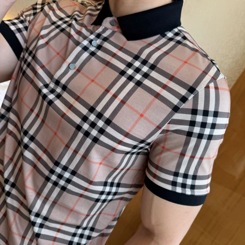 High fidelity Burberry T-Shirts