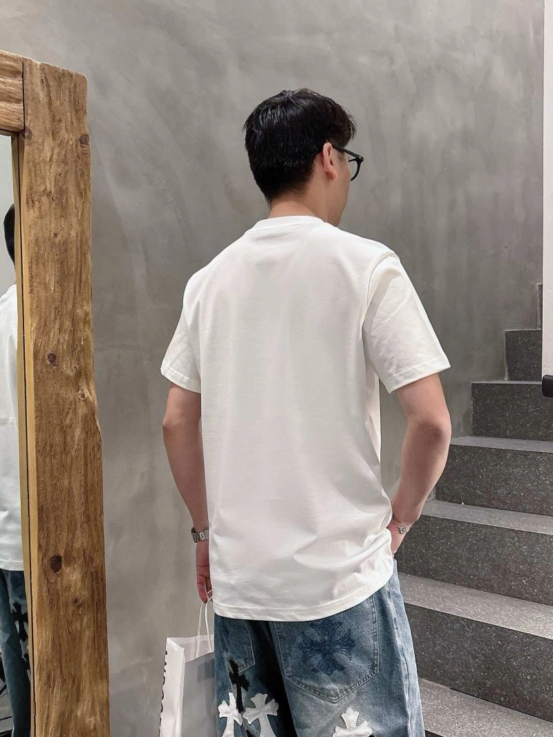 Top match Burberry T-Shirts