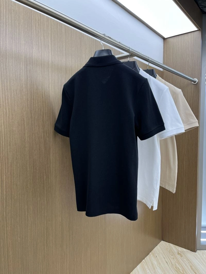 Low-cost Burberry T-Shirts