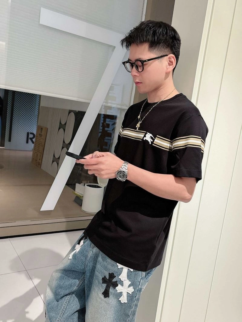 Factory-made Burberry T-Shirts