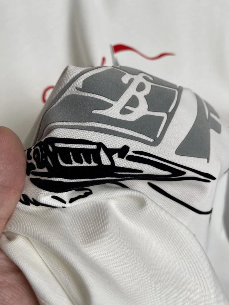 Top match Burberry T-Shirts