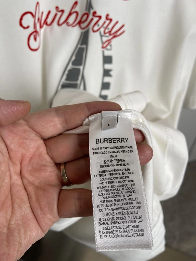 Top match Burberry T-Shirts