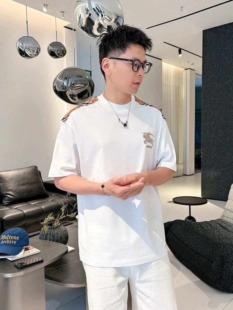 Burberry T-Shirts