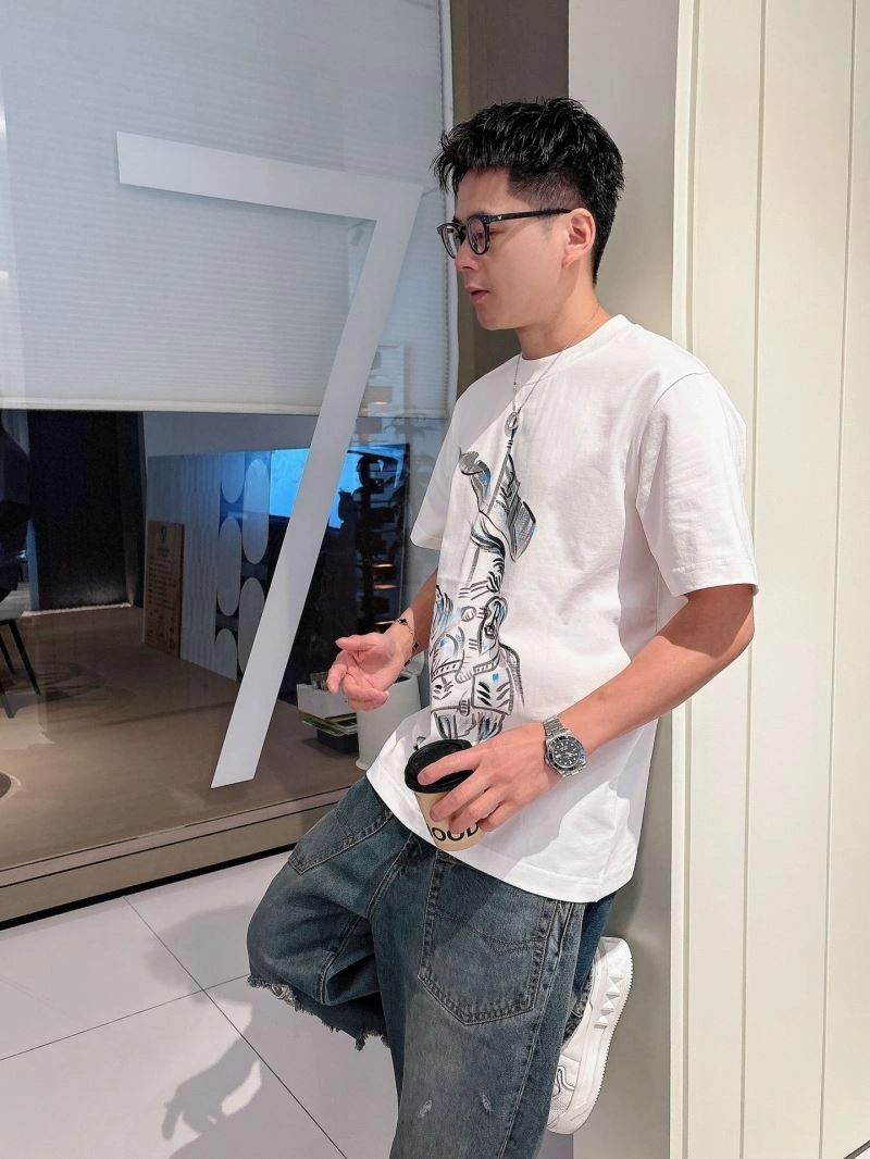 Cut-rate Burberry T-Shirts