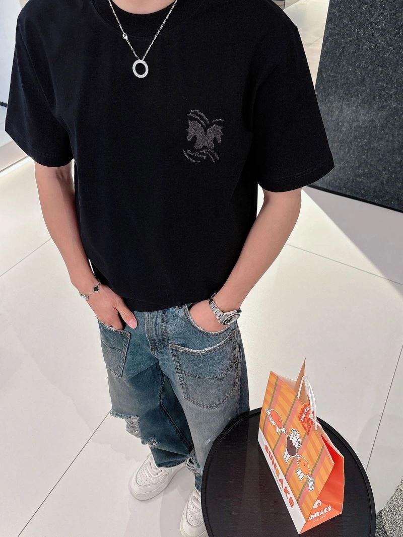 Low-cost Burberry T-Shirts