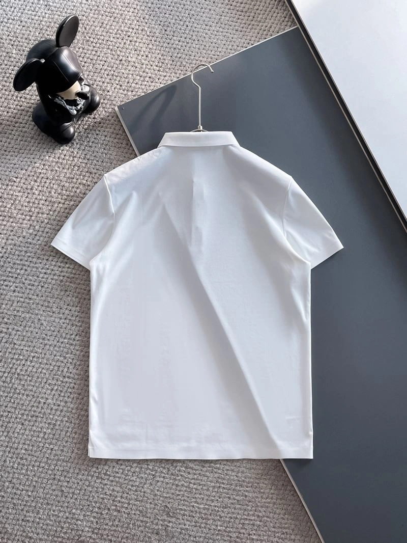 Low-cost Burberry T-Shirts