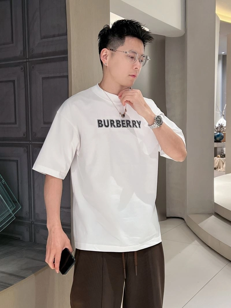 Top match Burberry T-Shirts