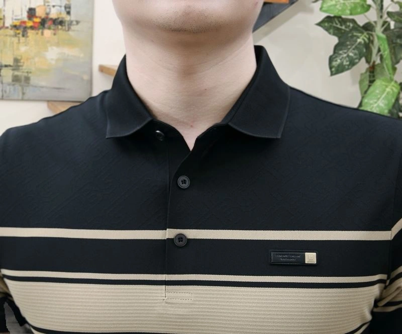 Indistinguishable Burberry T-Shirts