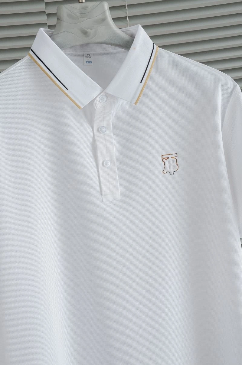 Accurate model Burberry T-Shirts