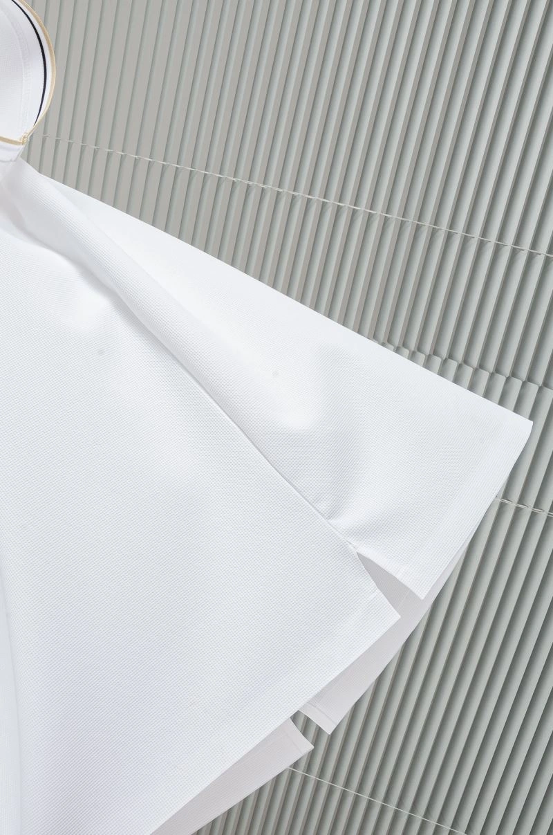 Accurate model Burberry T-Shirts