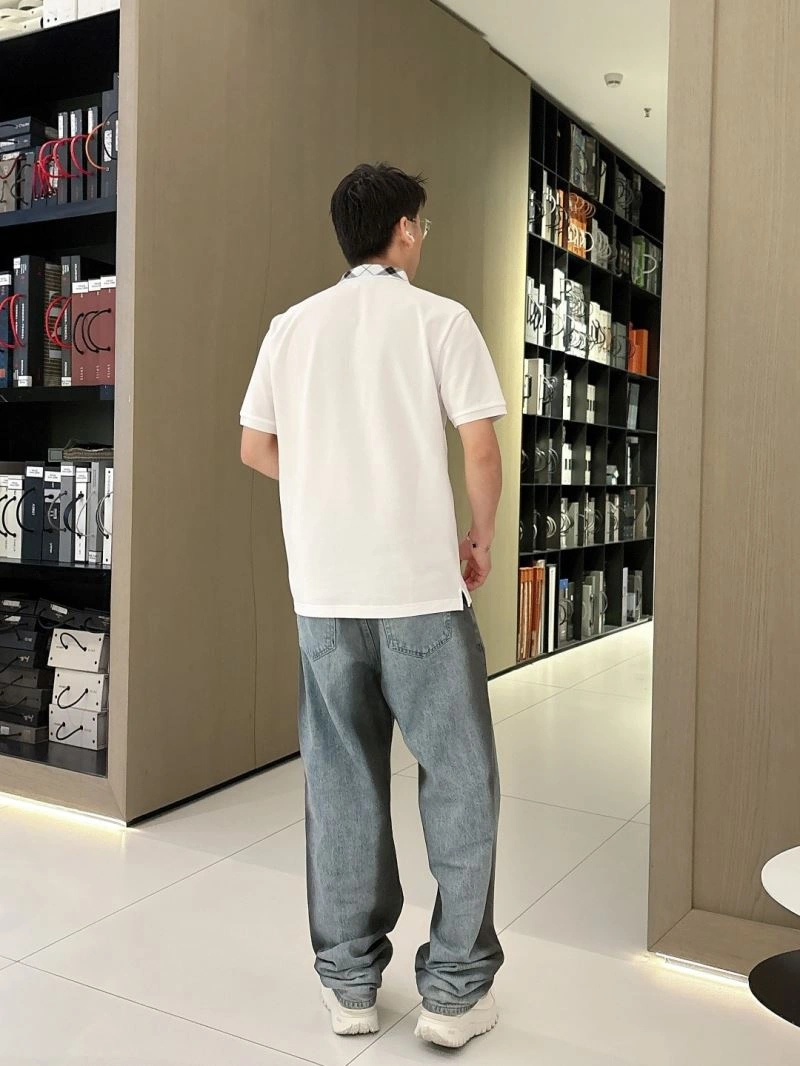 High fidelity Burberry T-Shirts