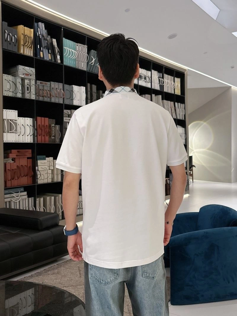 High fidelity Burberry T-Shirts
