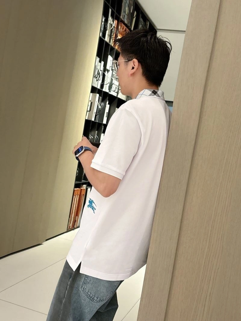 High fidelity Burberry T-Shirts