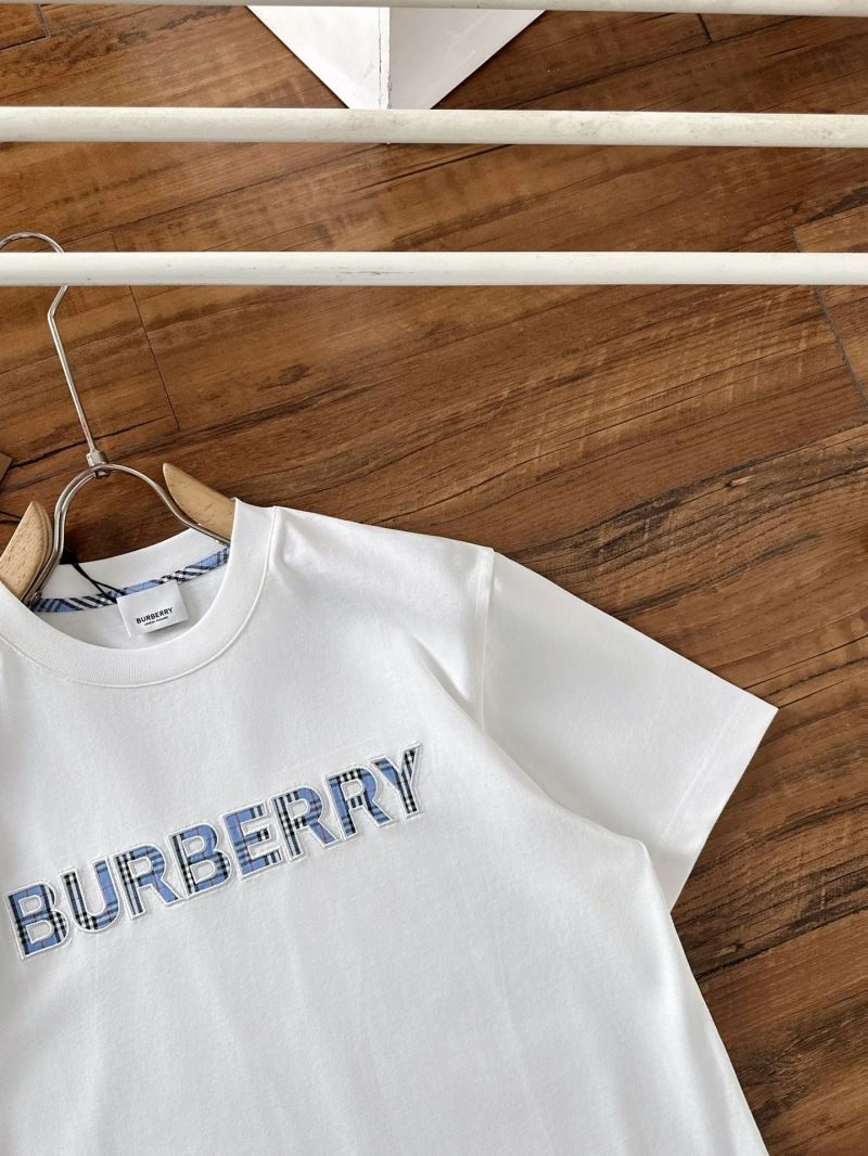 Factory-made Burberry T-Shirts