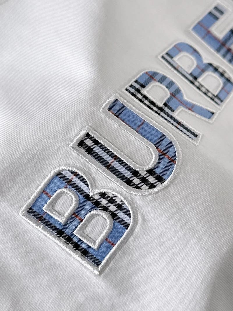 Factory-made Burberry T-Shirts