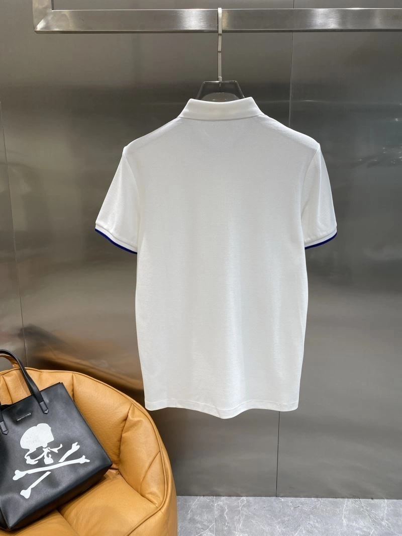 Indistinguishable Burberry T-Shirts