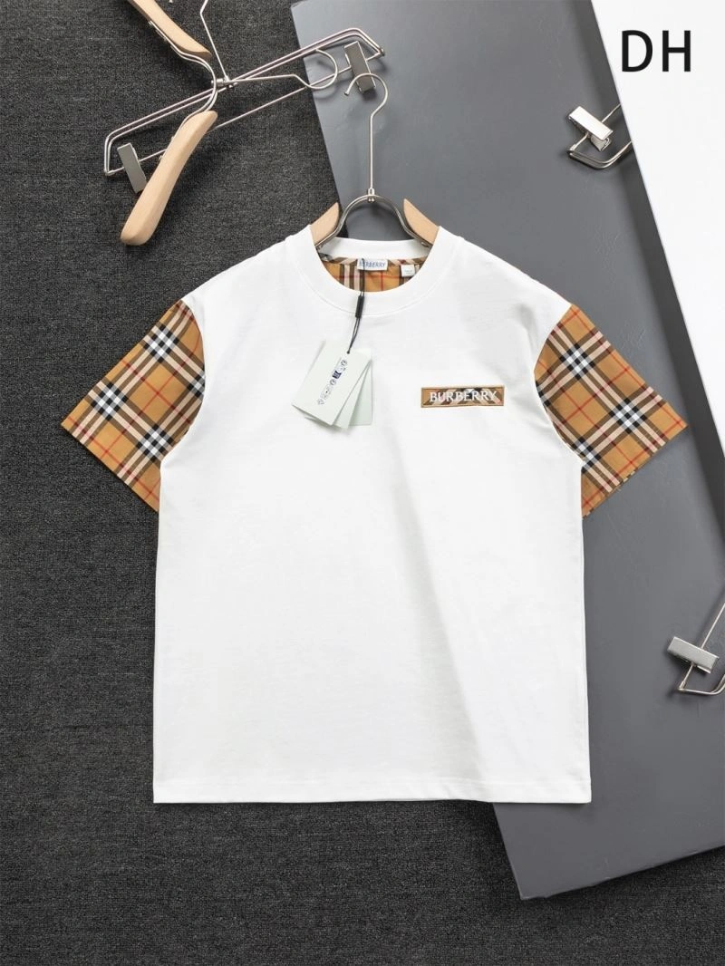 Burberry T-Shirts