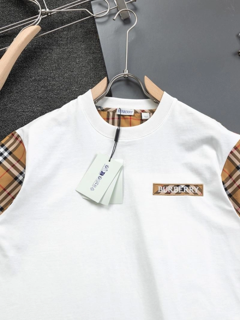 Indistinguishable Burberry T-Shirts