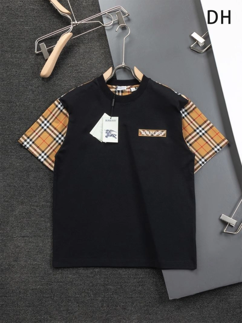 Burberry T-Shirts