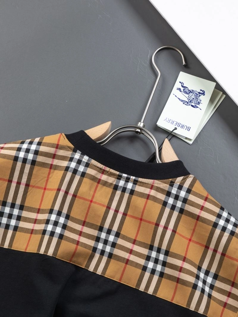 High fidelity Burberry T-Shirts