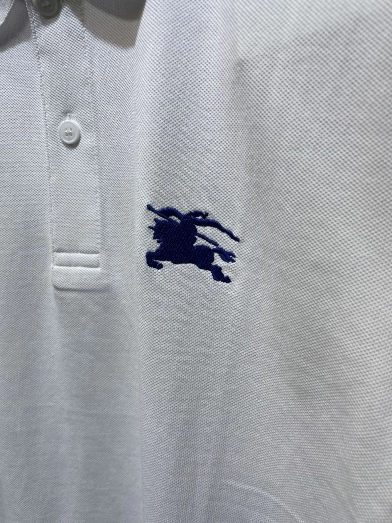 Accurate model Burberry T-Shirts