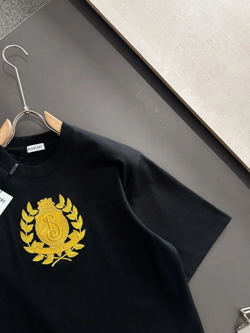 Indistinguishable Burberry T-Shirts