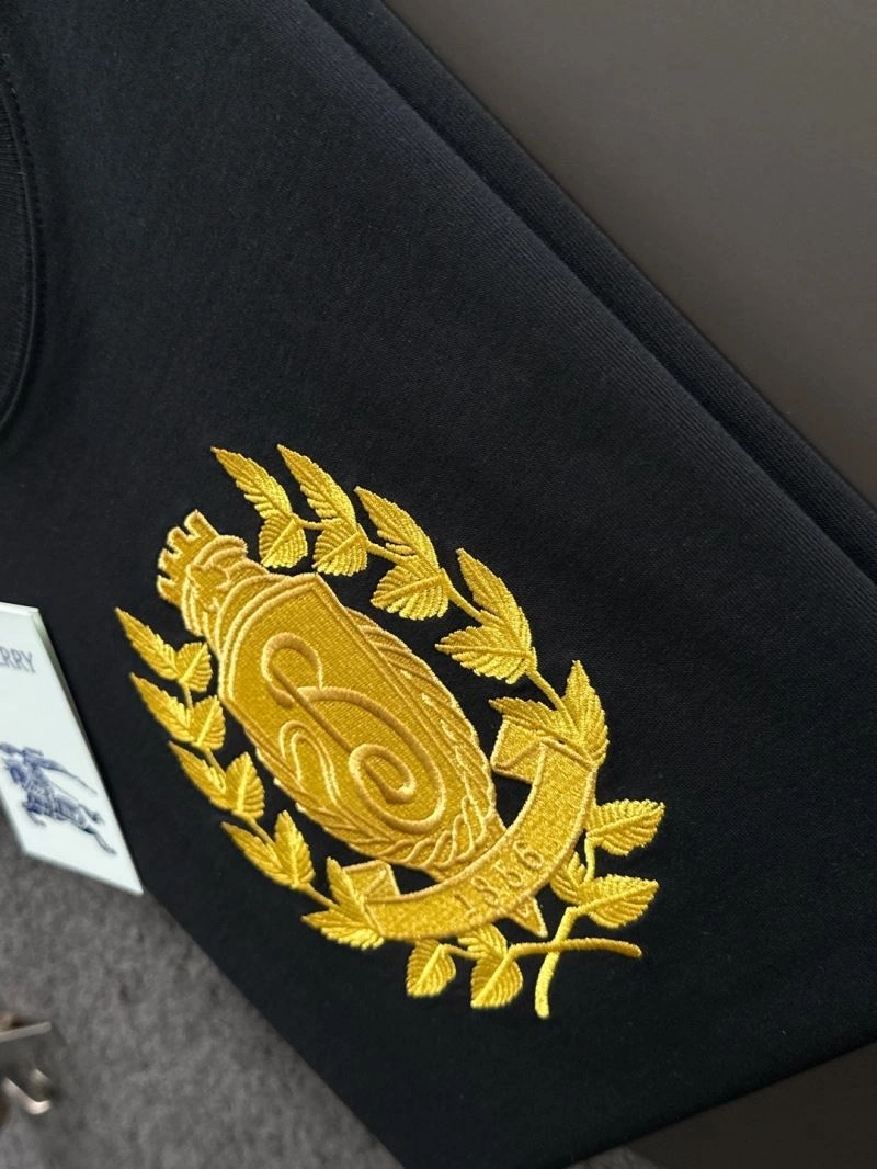 Indistinguishable Burberry T-Shirts