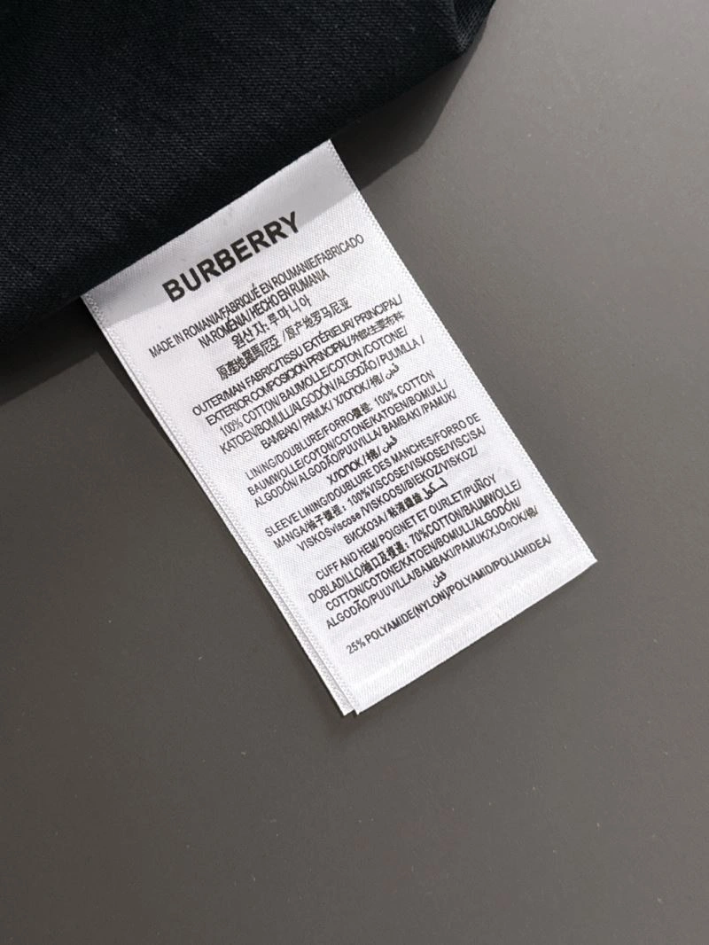 Indistinguishable Burberry T-Shirts