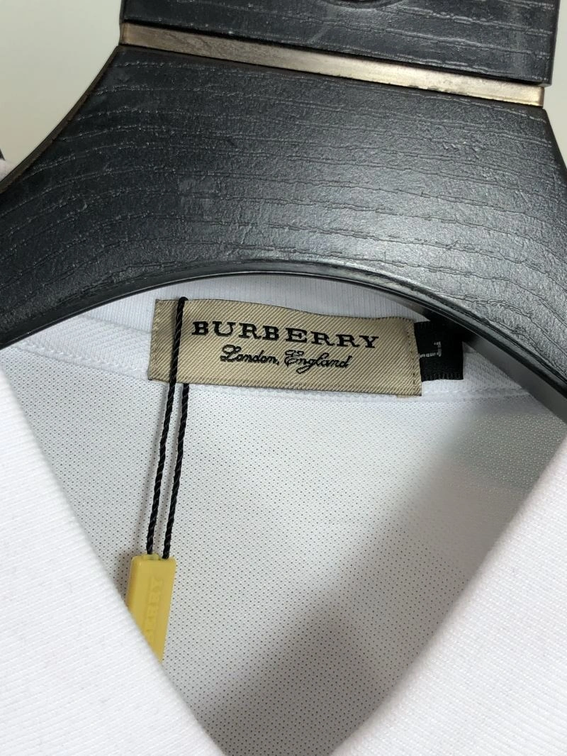Indistinguishable Burberry T-Shirts