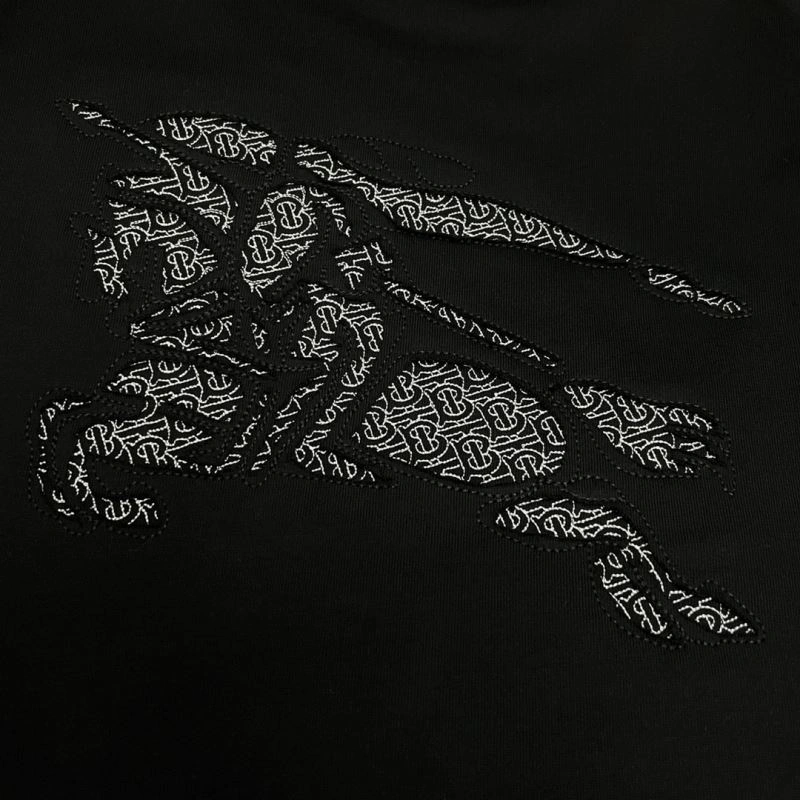 Indistinguishable Burberry T-Shirts
