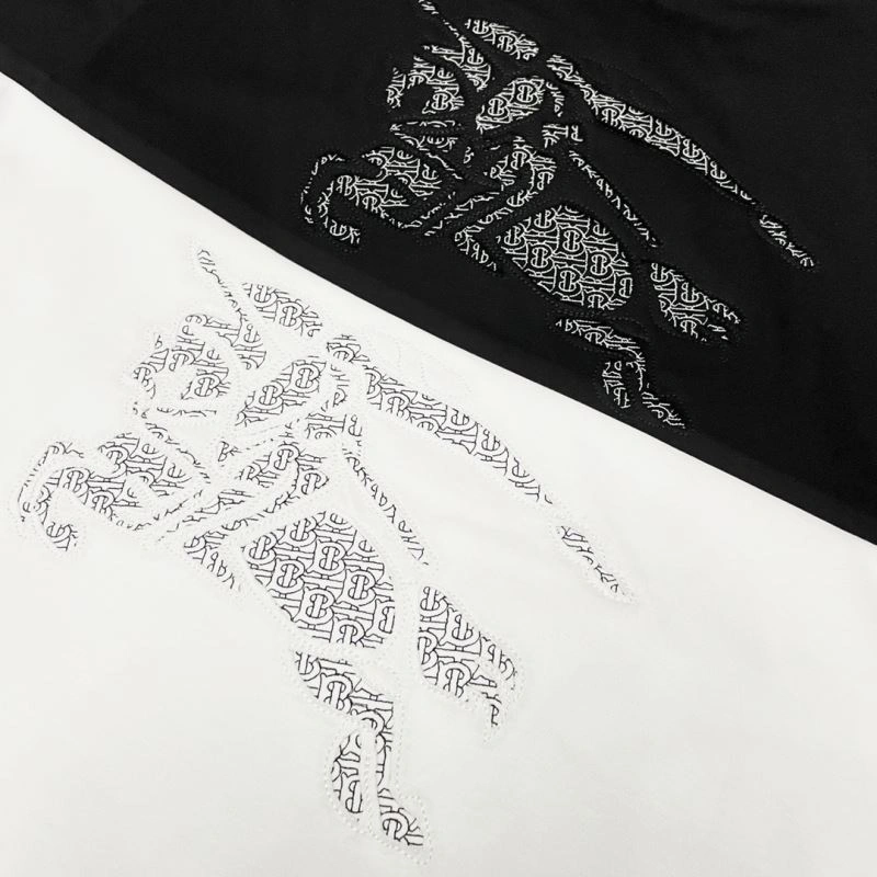 Indistinguishable Burberry T-Shirts
