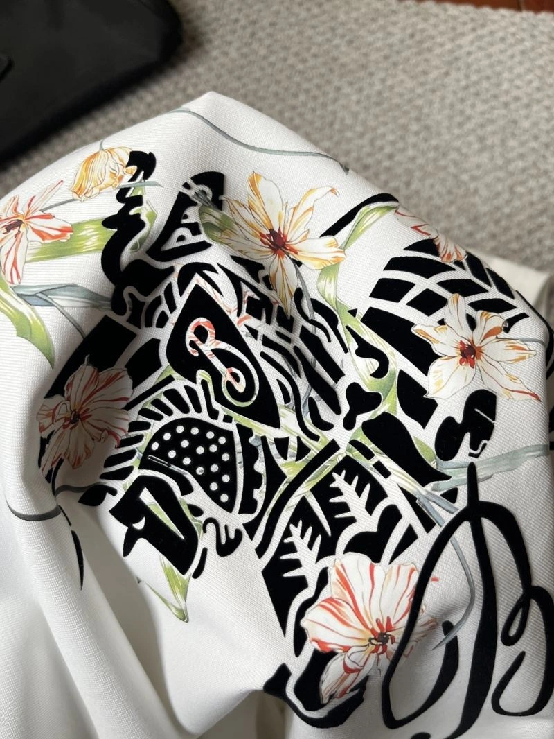 Legit Burberry T-Shirts