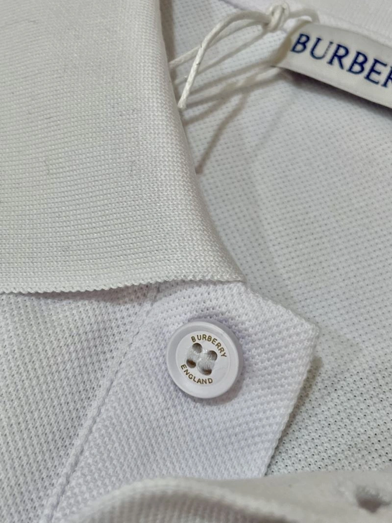 High fidelity Burberry T-Shirts