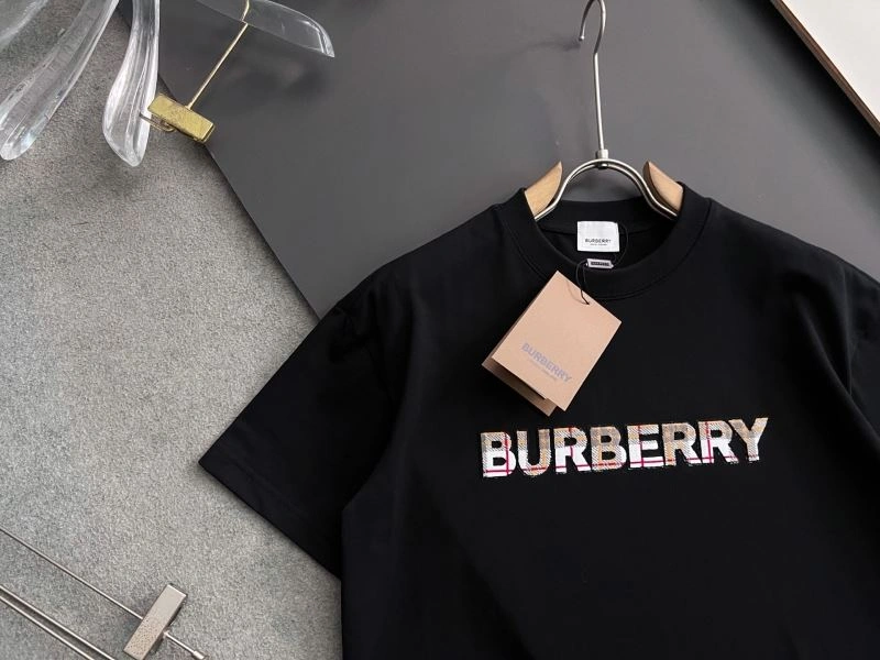 Factory-made Burberry T-Shirts