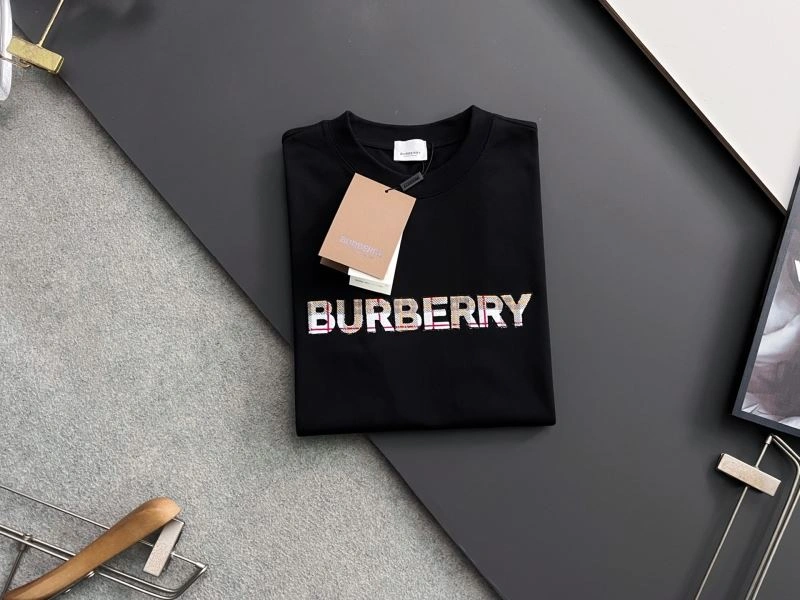 Factory-made Burberry T-Shirts