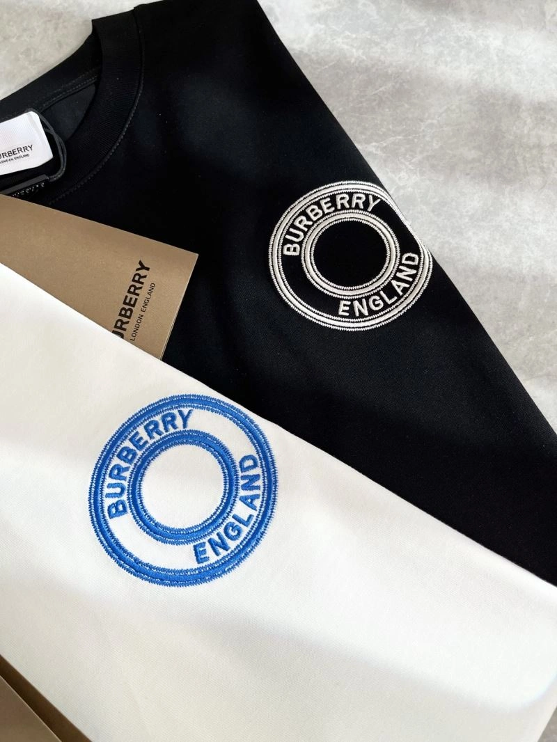 Indistinguishable Burberry T-Shirts
