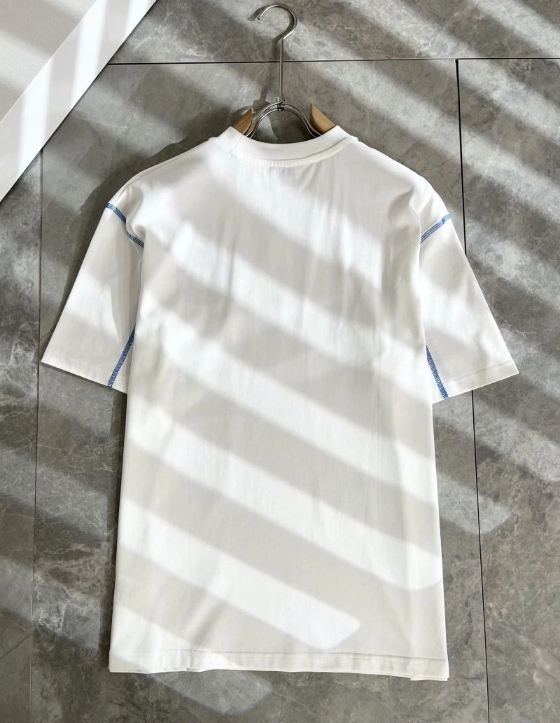 Indistinguishable Burberry T-Shirts
